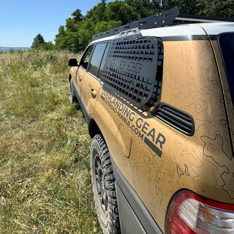 Exterior Molle Panel Toyota Land Cruiser 100 – Rotopax & MaxTrax
